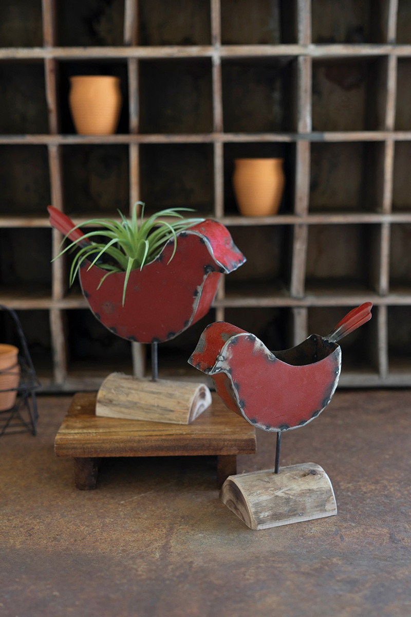 Trinx Set of Two Red Metal Bird Himke (Min 2) | Wayfair