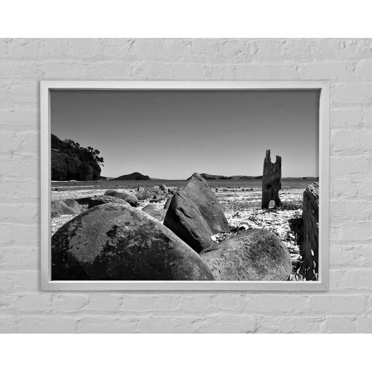 Bright Star Bolders Of The Seas B N W - Single Picture Frame Art Prints ...