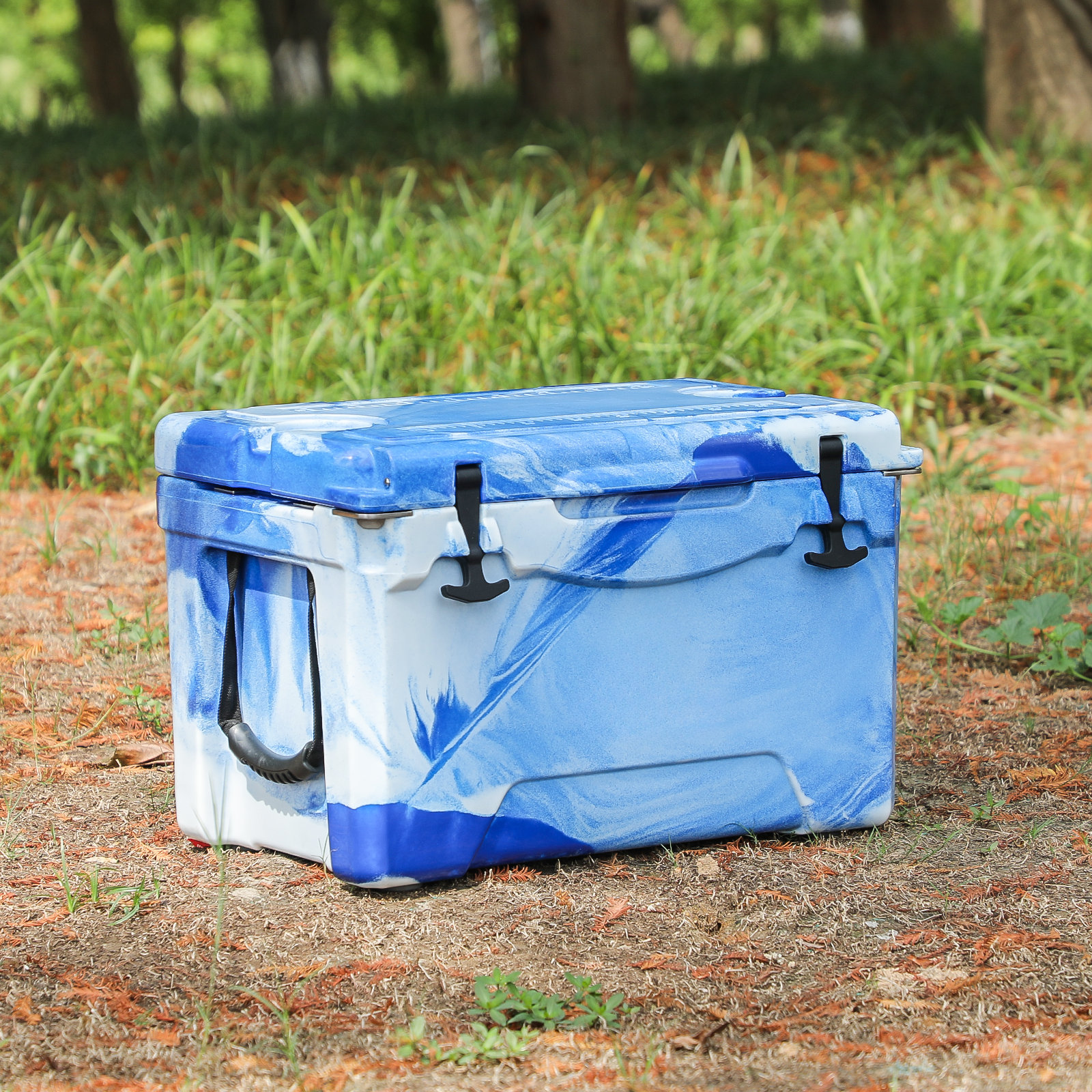 Magshion 35-Quart Insulated Ice Cooler With Cup Holder & Fish Ruler ...