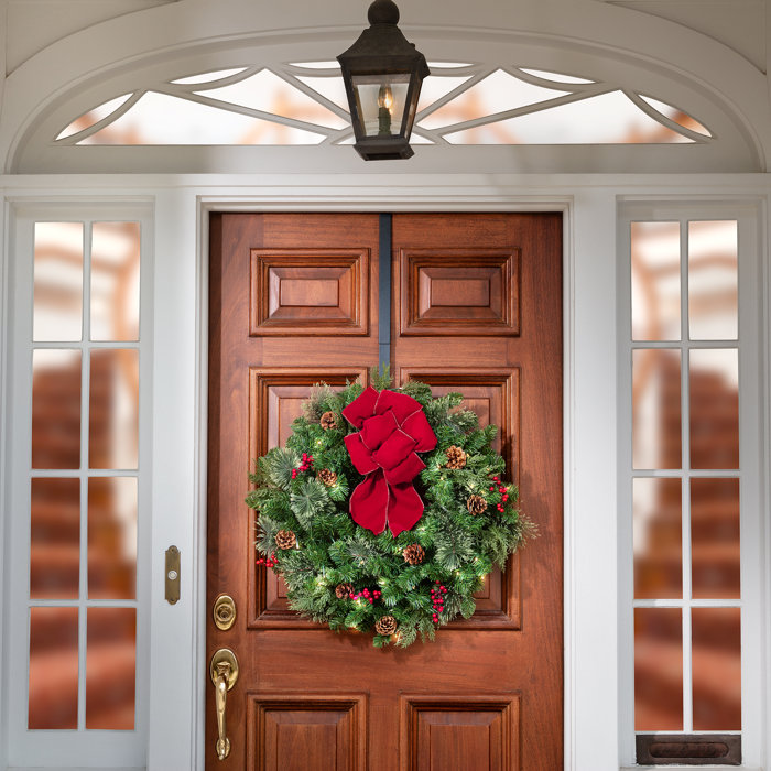 Haute Decor Metal 1.18'' Wreath & Reviews | Wayfair