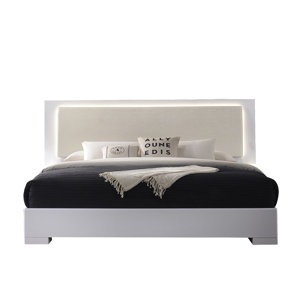 Orren Ellis Annette Upholstered Bed & Reviews | Wayfair