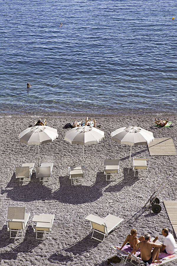 Chelsea Art Studio Humor De Vacay by Karyn Millet - Floater Frame ...