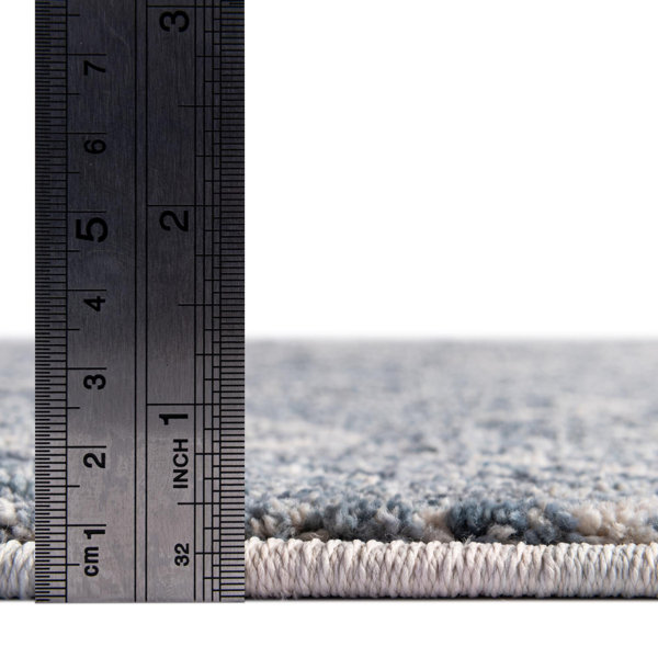 Everly Quinn Jera Geometric Indoor Rug & Reviews | Wayfair