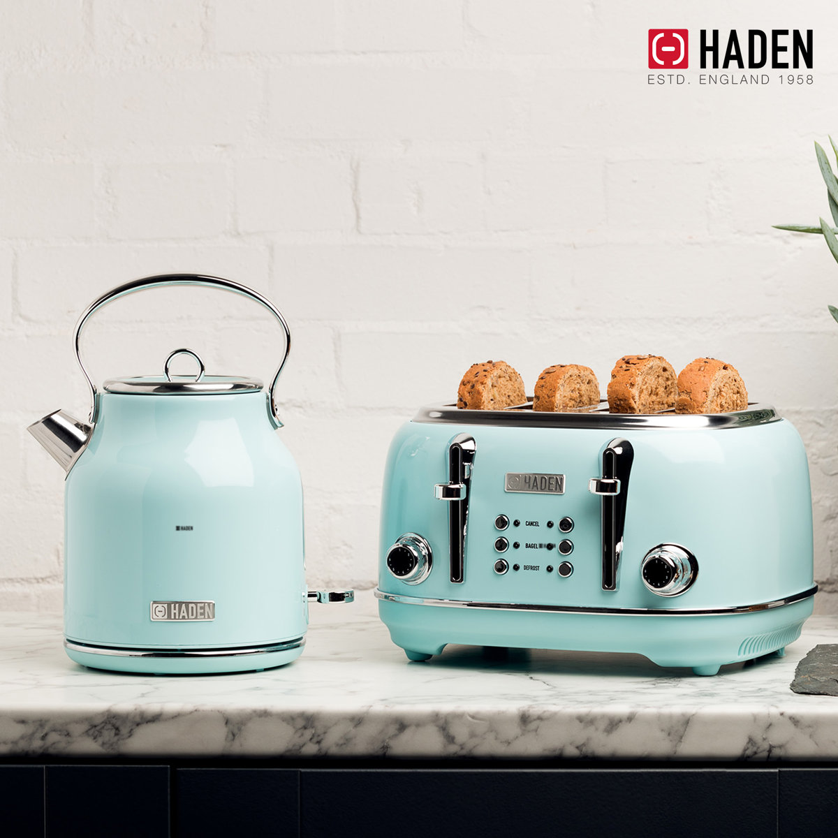 HADEN Turquoise Stainless Steel Heritage Toaster & 1.7 Liter Electric ...
