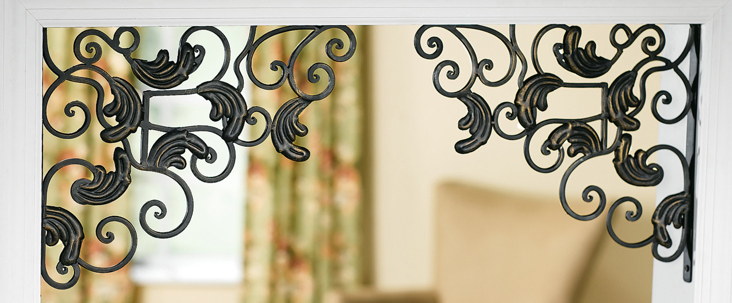 Charlton Home Decorative Metal Corner Brackets (Set of 2) - Wayfair Canada