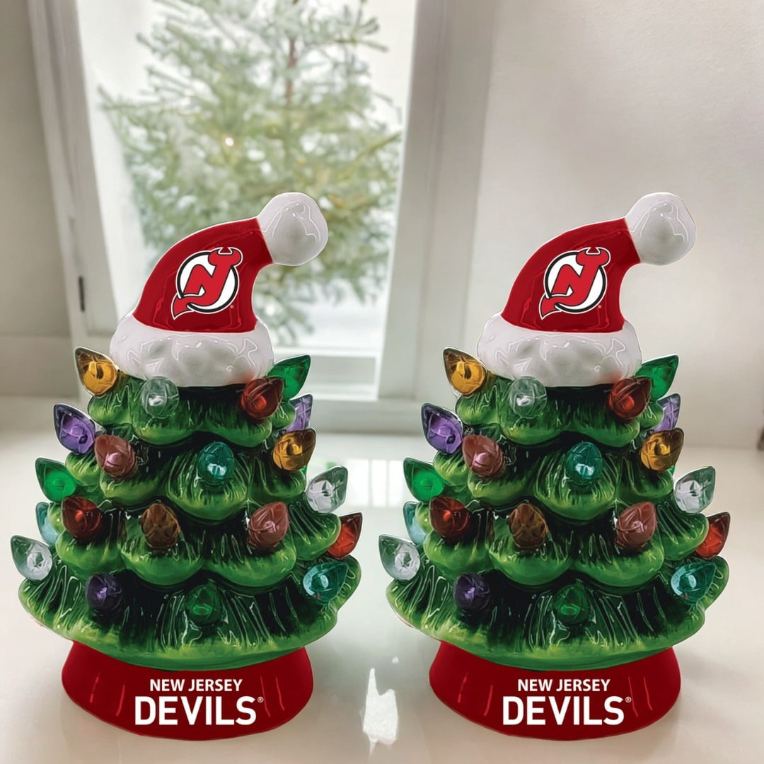 Evergreen Enterprises, Inc 4" Mini LED Tabletop Christmas Tree, New ...