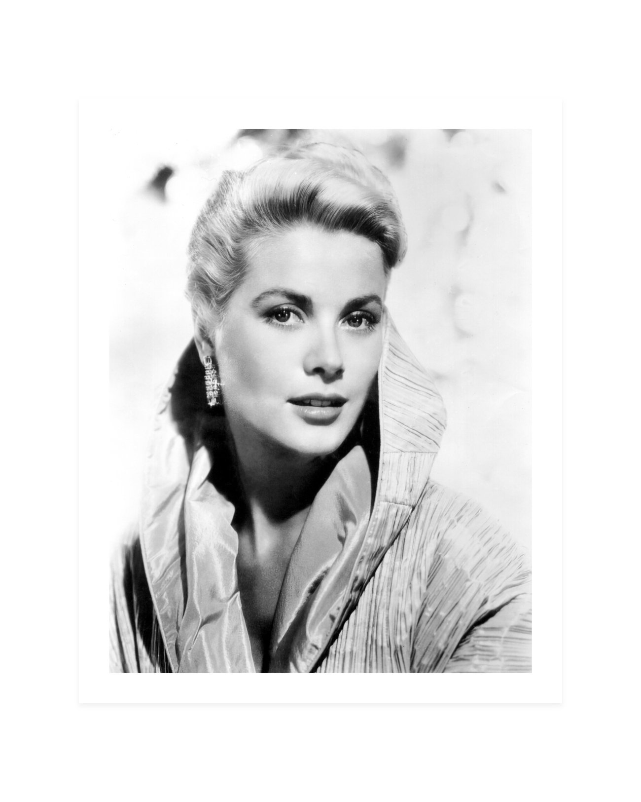 Globe Photos Entertainment & Media Grace Kelly: Stunning Elegance In ...