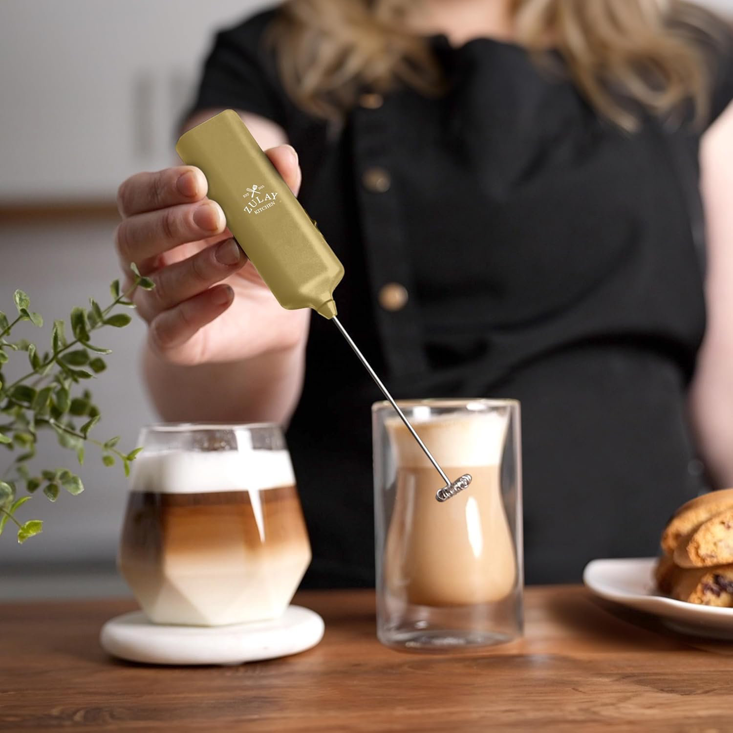 Zulay Kitchen Minifroth Milk Frother Handheld - Portable Milk Frother ...