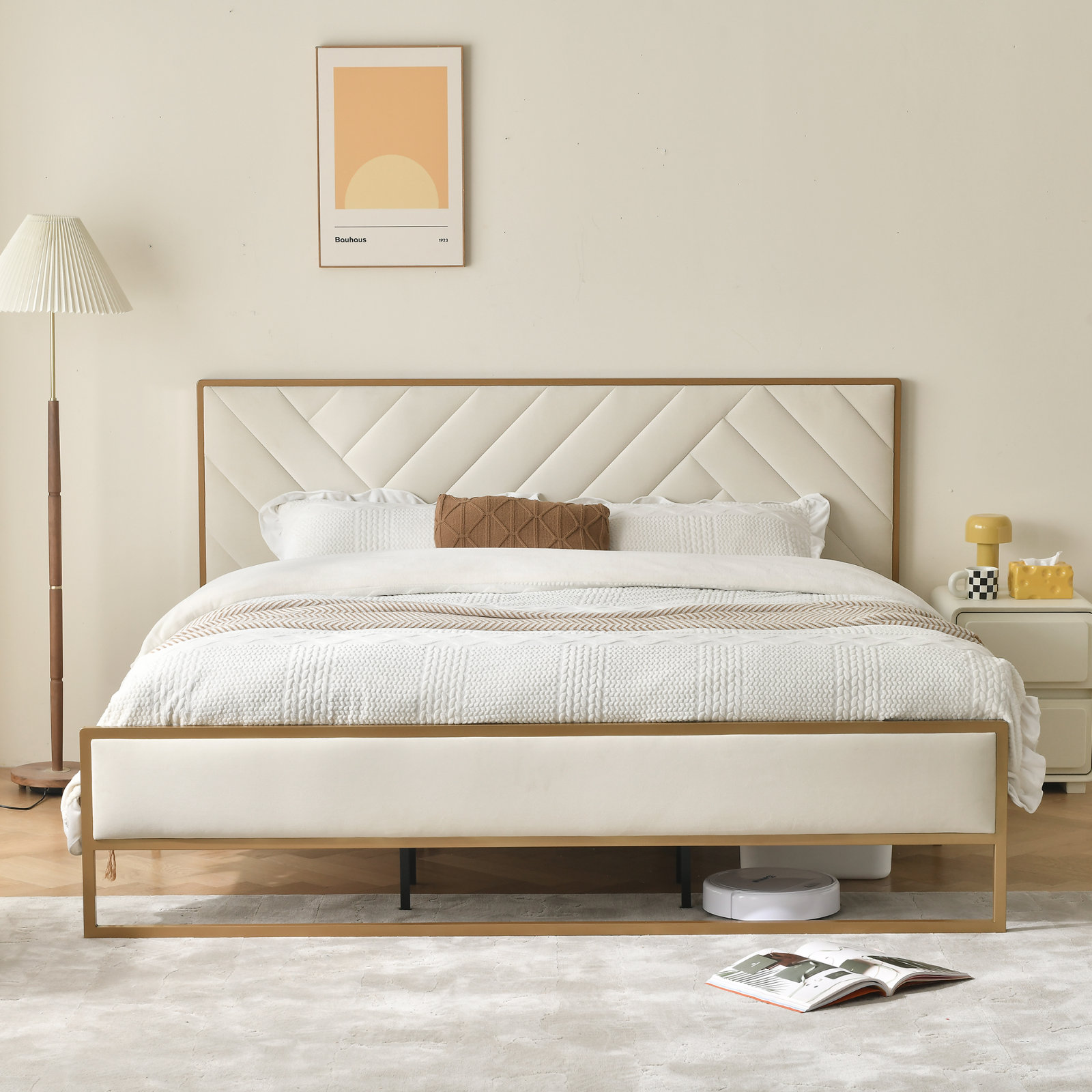 Etta Avenue™ Sheila Upholstered Platform Bed with Velvet Tufted ...