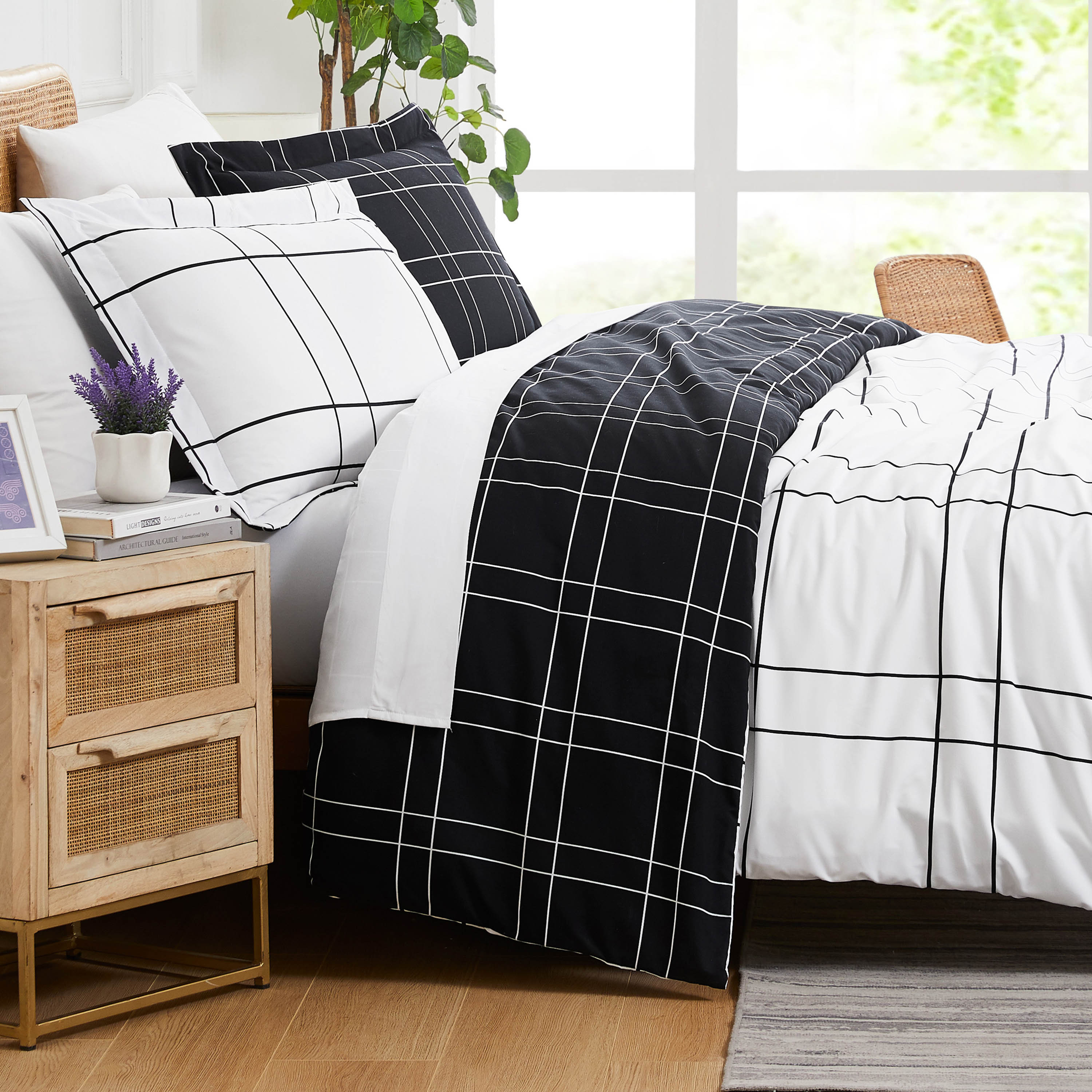 SouthShore Fine Linens Urban Grid oversized Reversibe duvet cover set ...