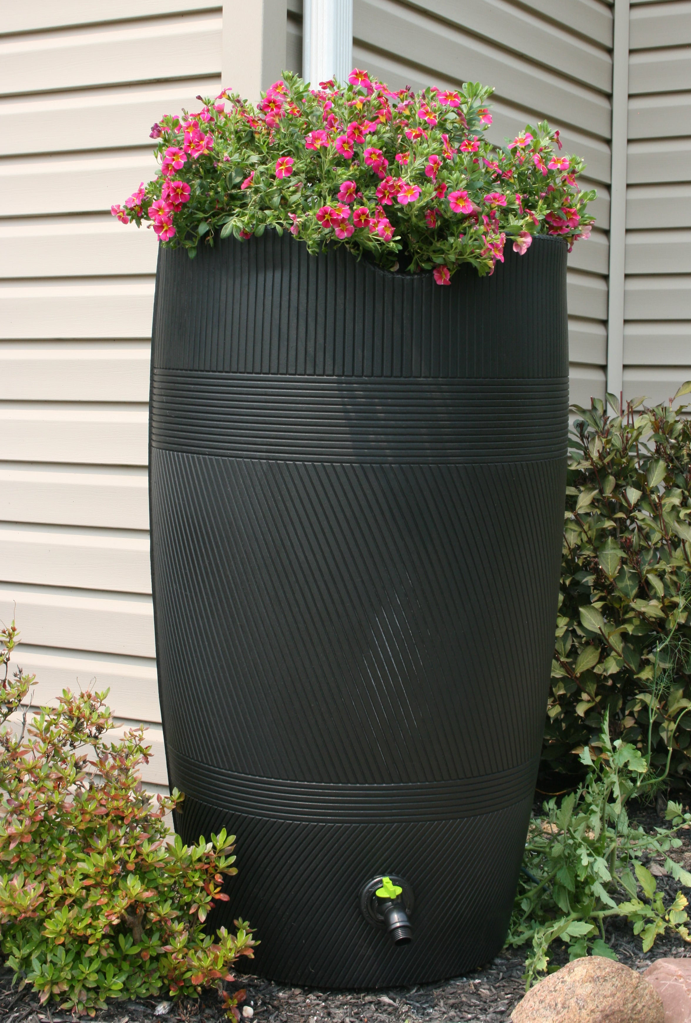 Good Ideas Plastic Drainable Dual Overflow Rain Barrel & Reviews ...