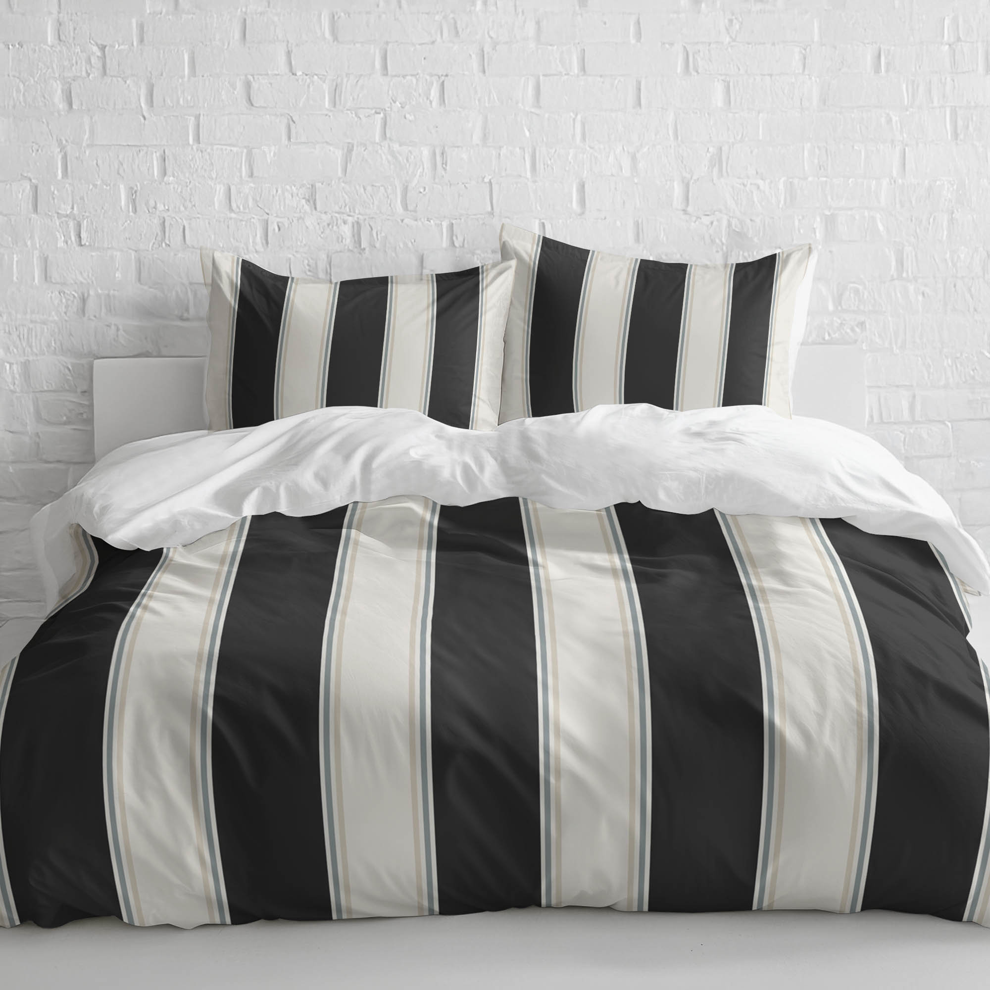 Christopher's Corner Cabana Stripe 3- Piece Comforter Set | Wayfair