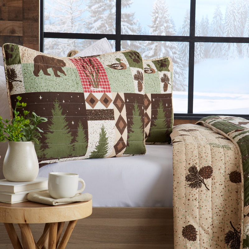 FreshFolds Nature / Animals Lodge Patchwork Quilt Set with Shams ...