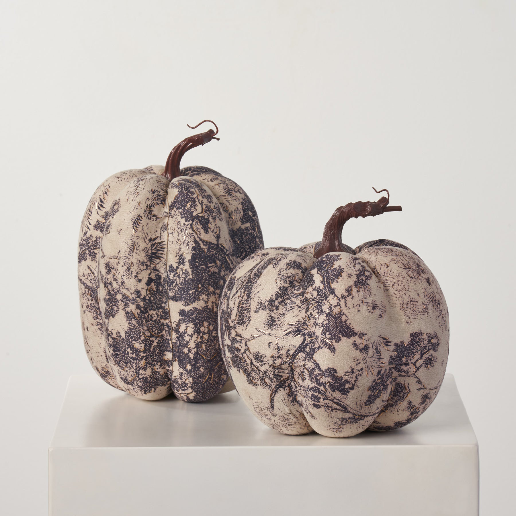 The Holiday Aisle® Cream & Mauve Chinoiserie Toile Print Fabric Plush ...