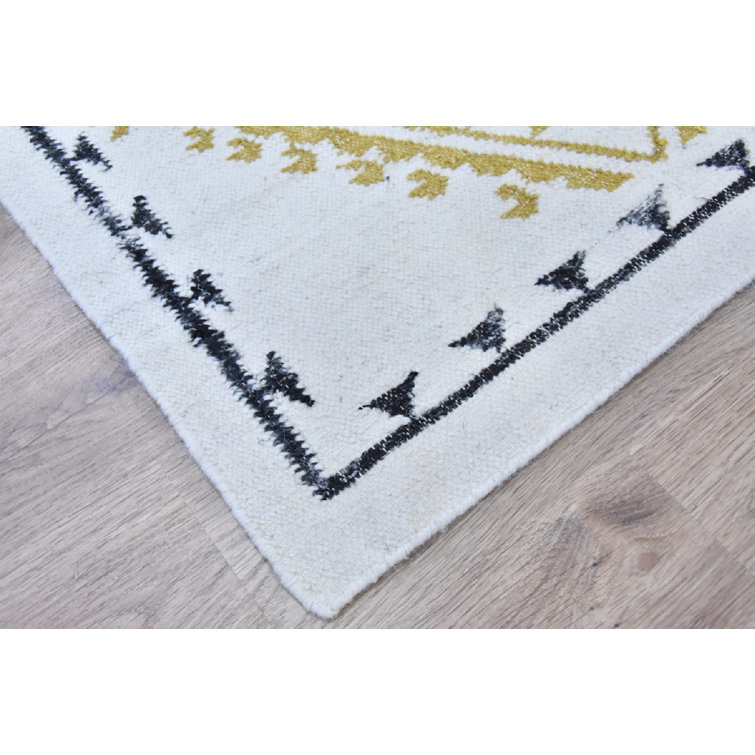 Union Rustic Lianna Handmade Flatweave White/Gold Rug | Wayfair