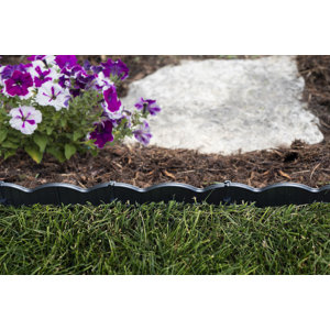 Master Mark Plastics 6'' H x 20'' W Black Vinyl Lawn Edging & Reviews ...