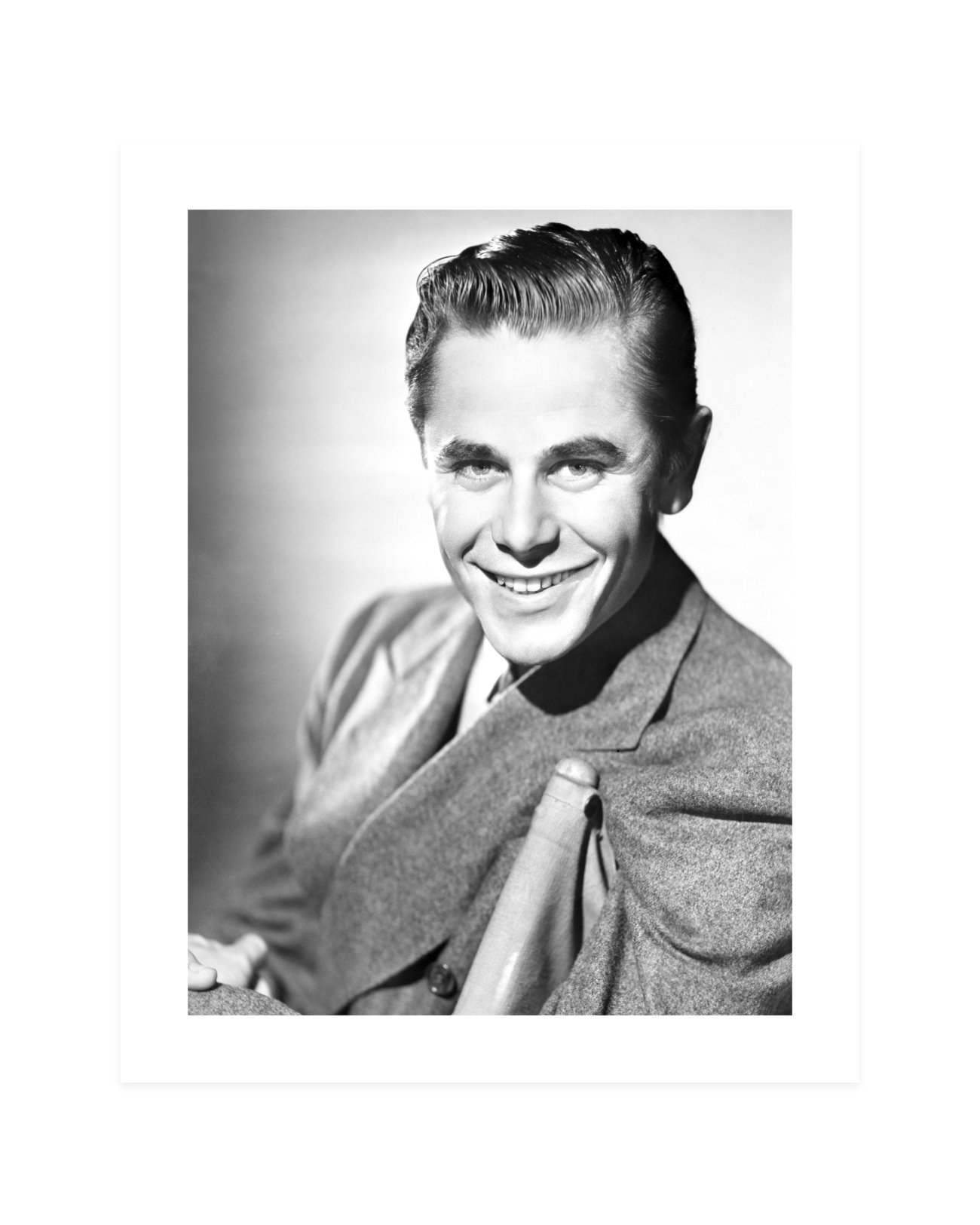 Globe Photos Entertainment & Media Portrait of Smiling Glenn Ford ...
