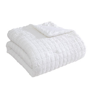 Tahari Luca 3-Piece Seersucker Grid Cotton-Rich Comforter Set & Reviews ...