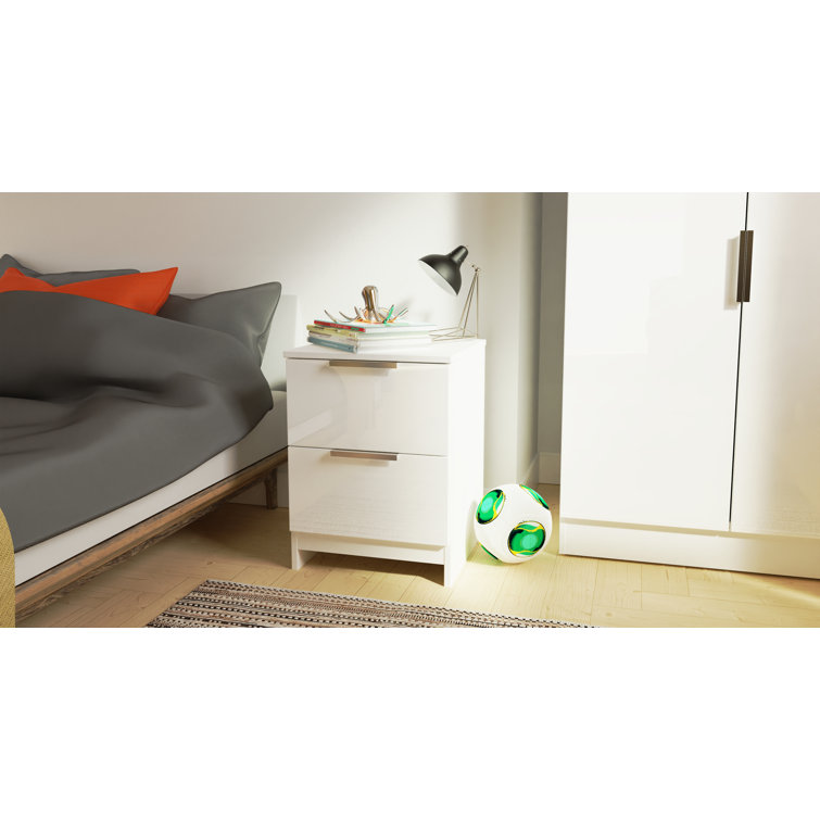 Latitude Run Fully Assembled Sumfleth 5 - Drawer Chest of Drawers ...