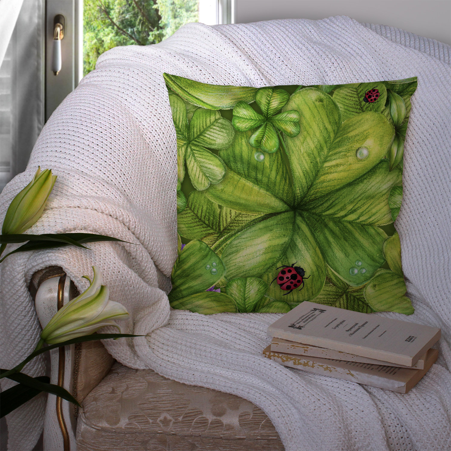 Caroline's Treasures Shamrocks and Lady Bugs Indoor/Outdoor Throw ...