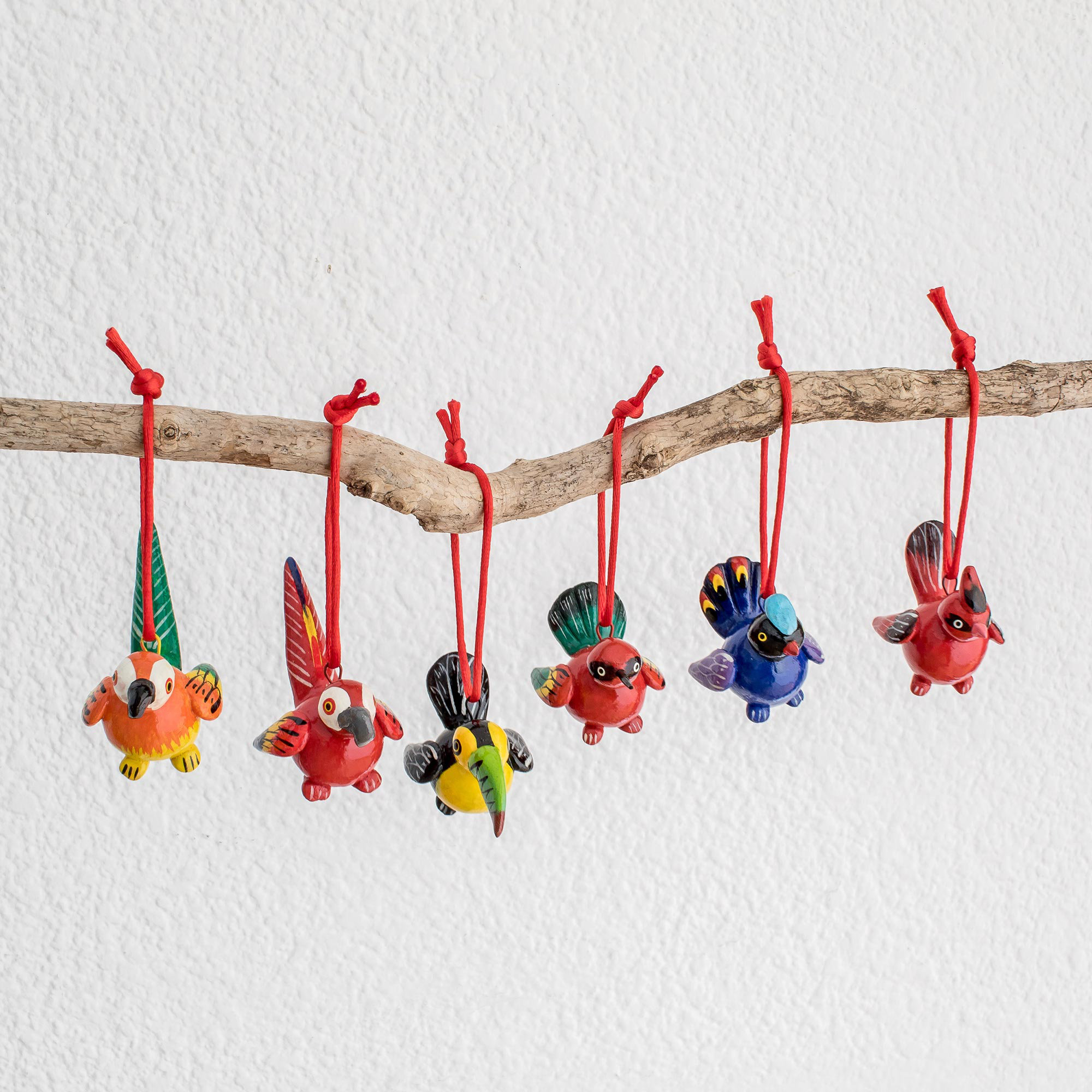 The Holiday Aisle® Jose Arriola 7 Piece Christmas Bird Ceramic Handmade ...