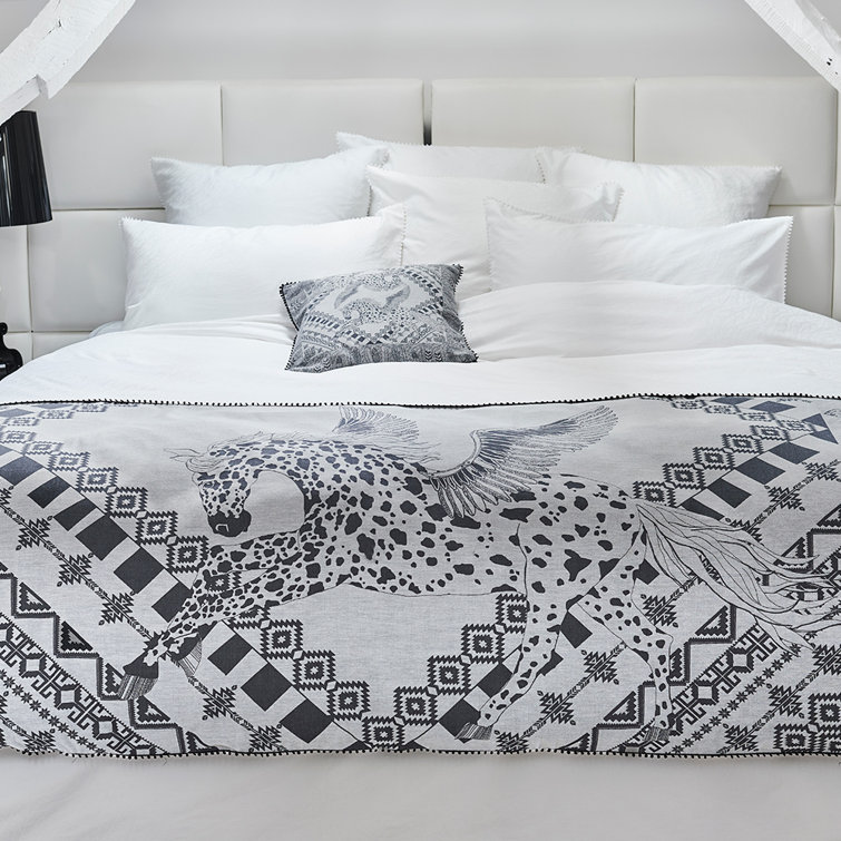 East Urban Home Haamid Throw Blanket | Wayfair.co.uk