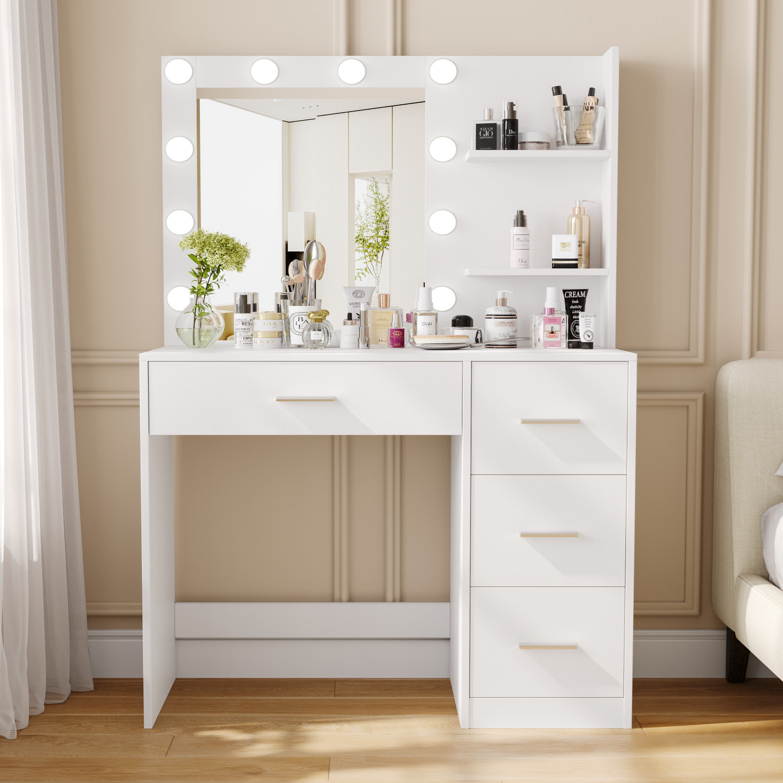 little makeup table