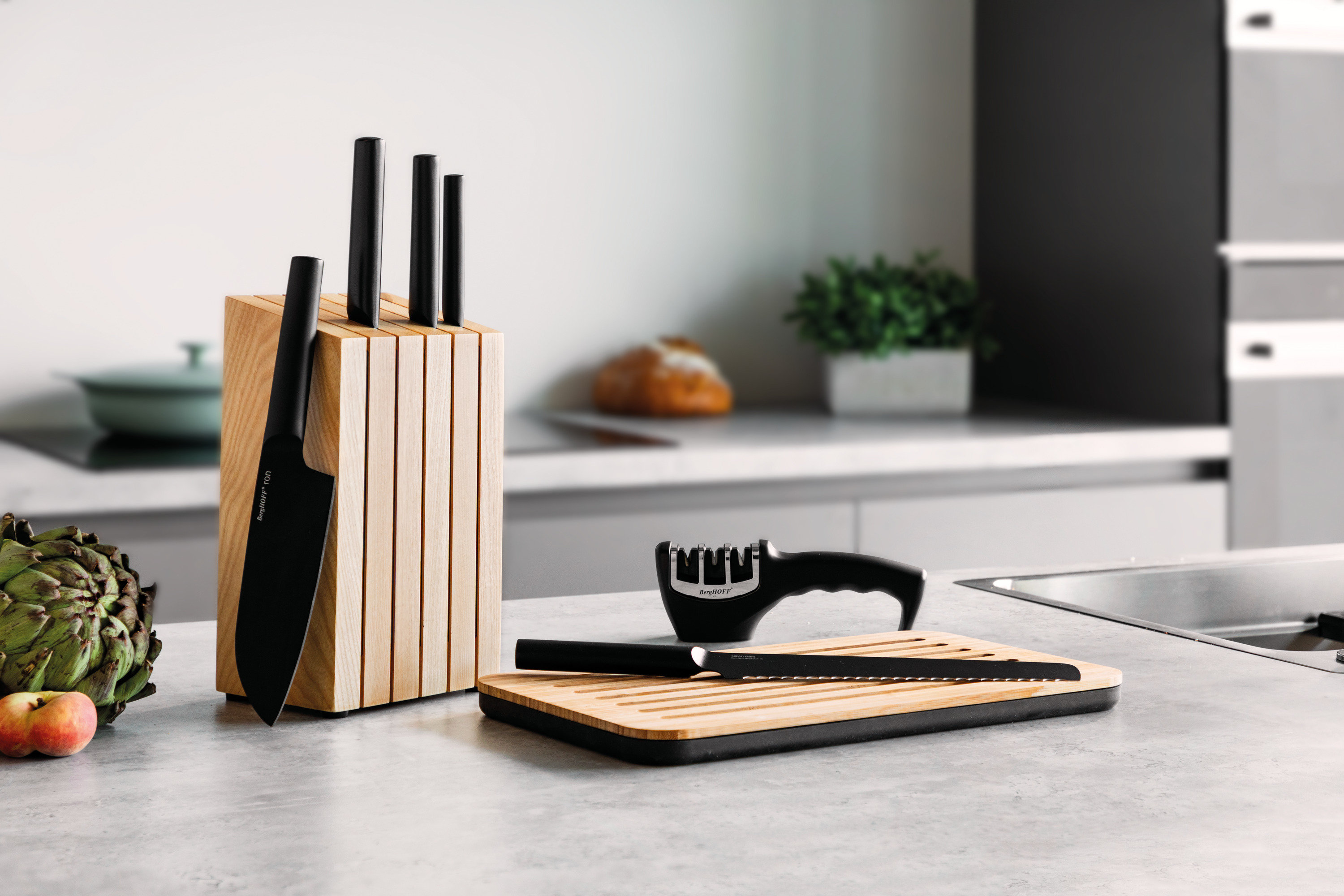 BergHOFF Ron 6Pc Knife Block Set Black (5 Knives & Block) | Wayfair