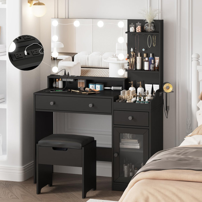 17 Stories Jonuz Vanity & Reviews | Wayfair