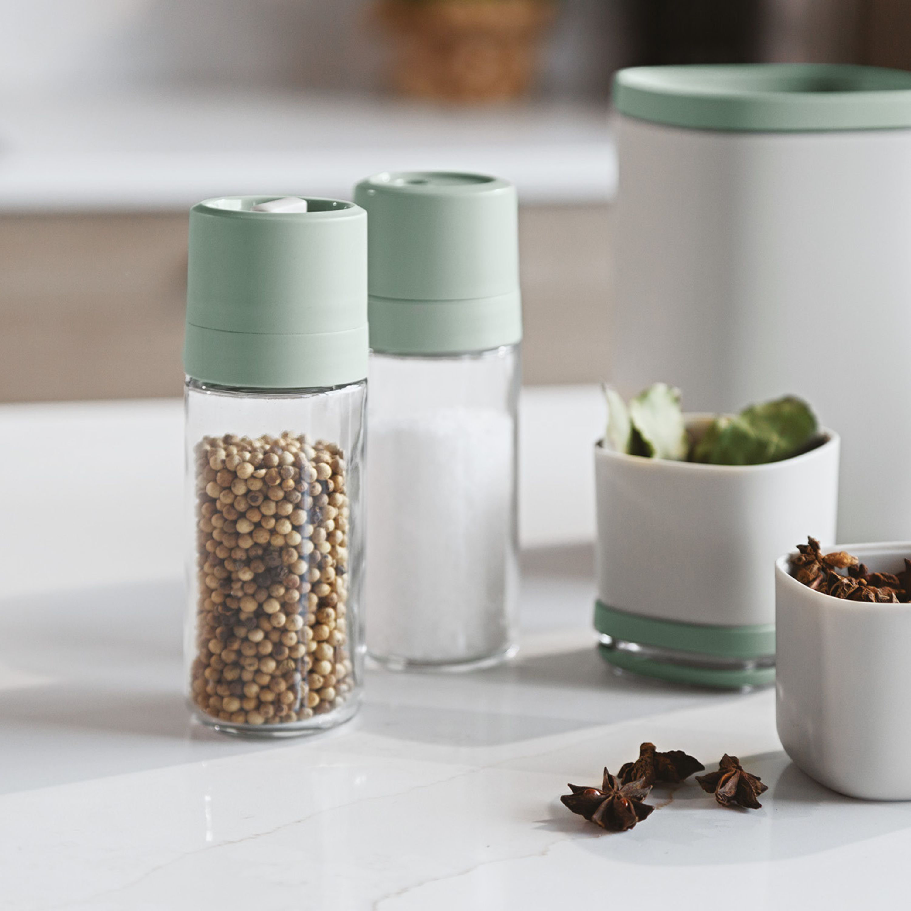 BergHOFF Balance Glass 2Pc Covered Grinder and Shaker Set, Recycled ...