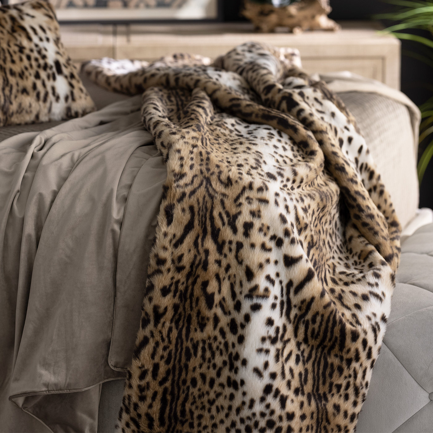 Lili Alessandra Leopard Throw Faux Fur 42X98 & Reviews - Wayfair Canada