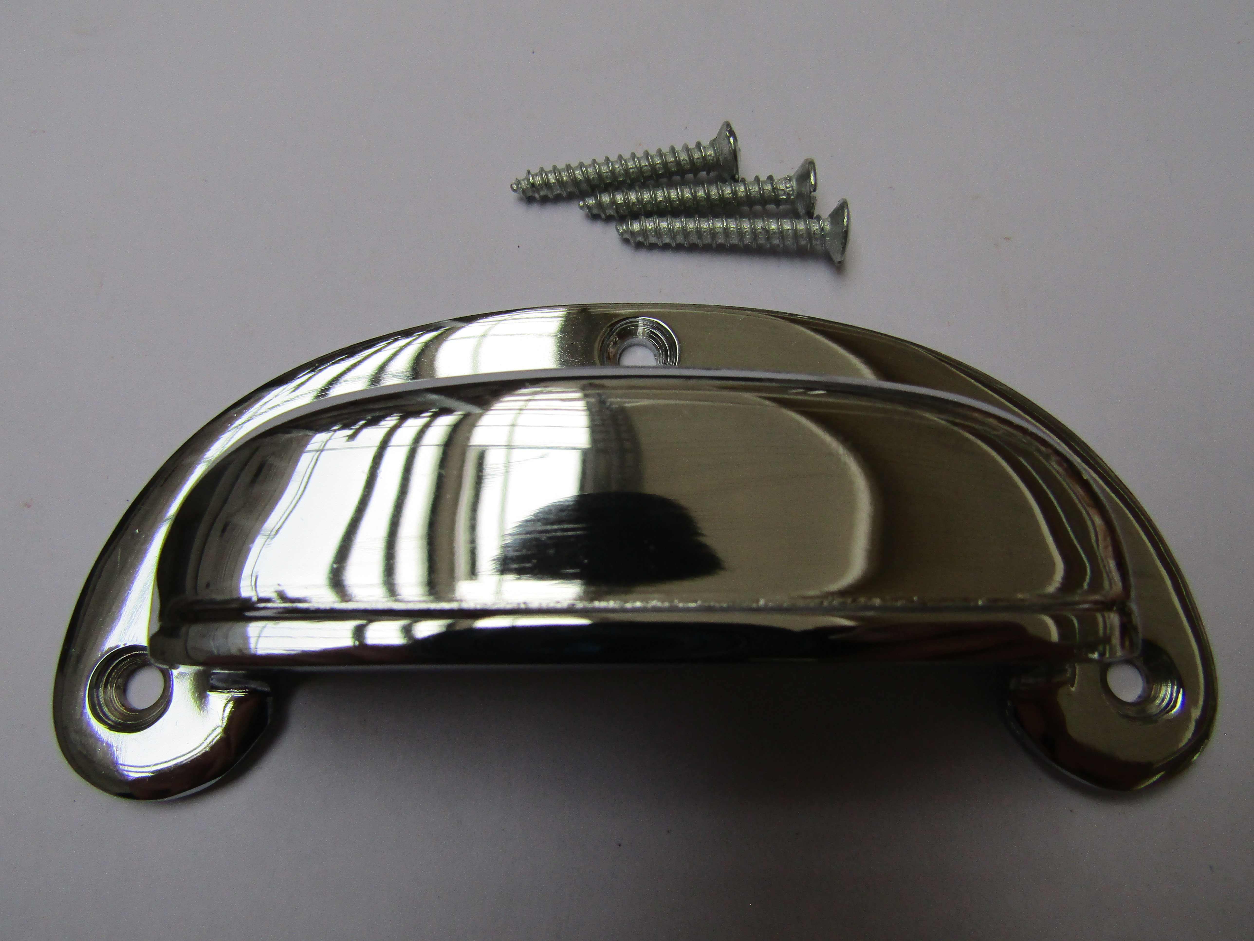 Ironmongery World Round Lipped Cabinet Cup Pull Handle Polished Brass ...