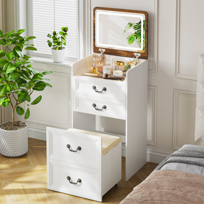 makeup organization for small spaces