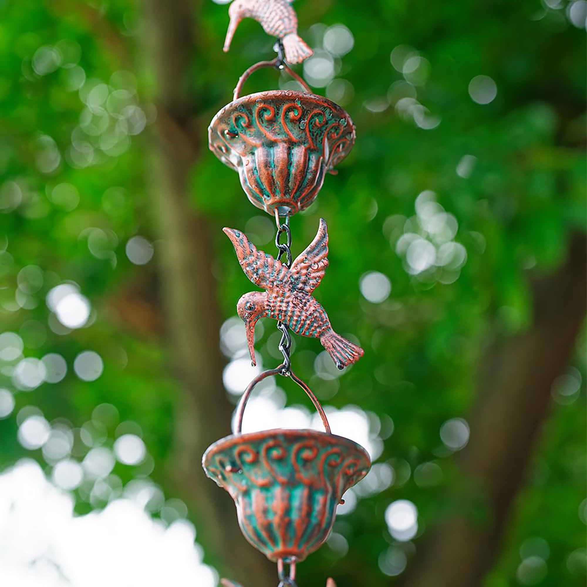 Arlmont & Co. 8.7 ft. Rain Chain with 12 Cups and Removable Hummingbird ...