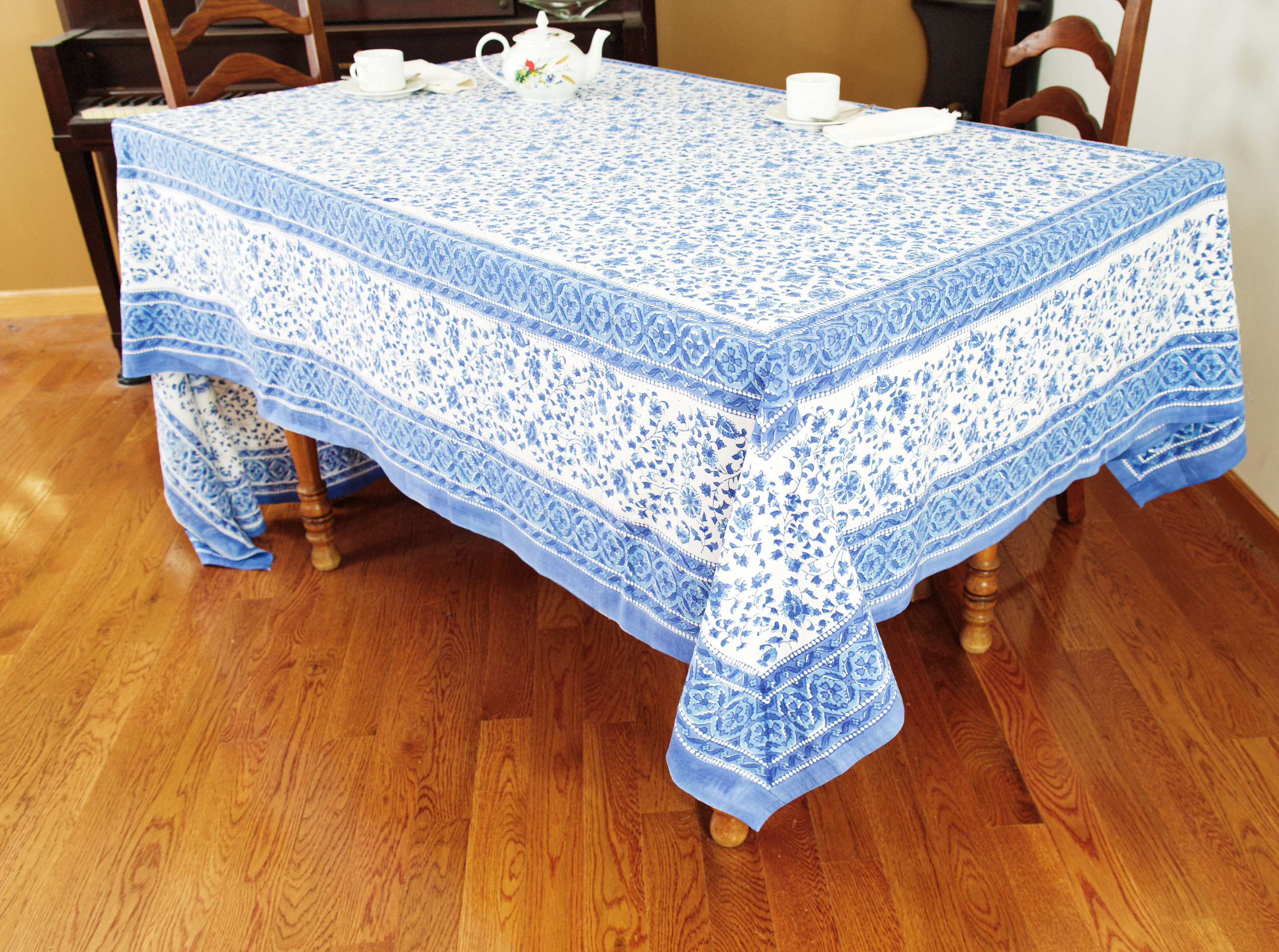 Alcott Hill® Mariana Floral 100% Cotton Tablecloth | Wayfair