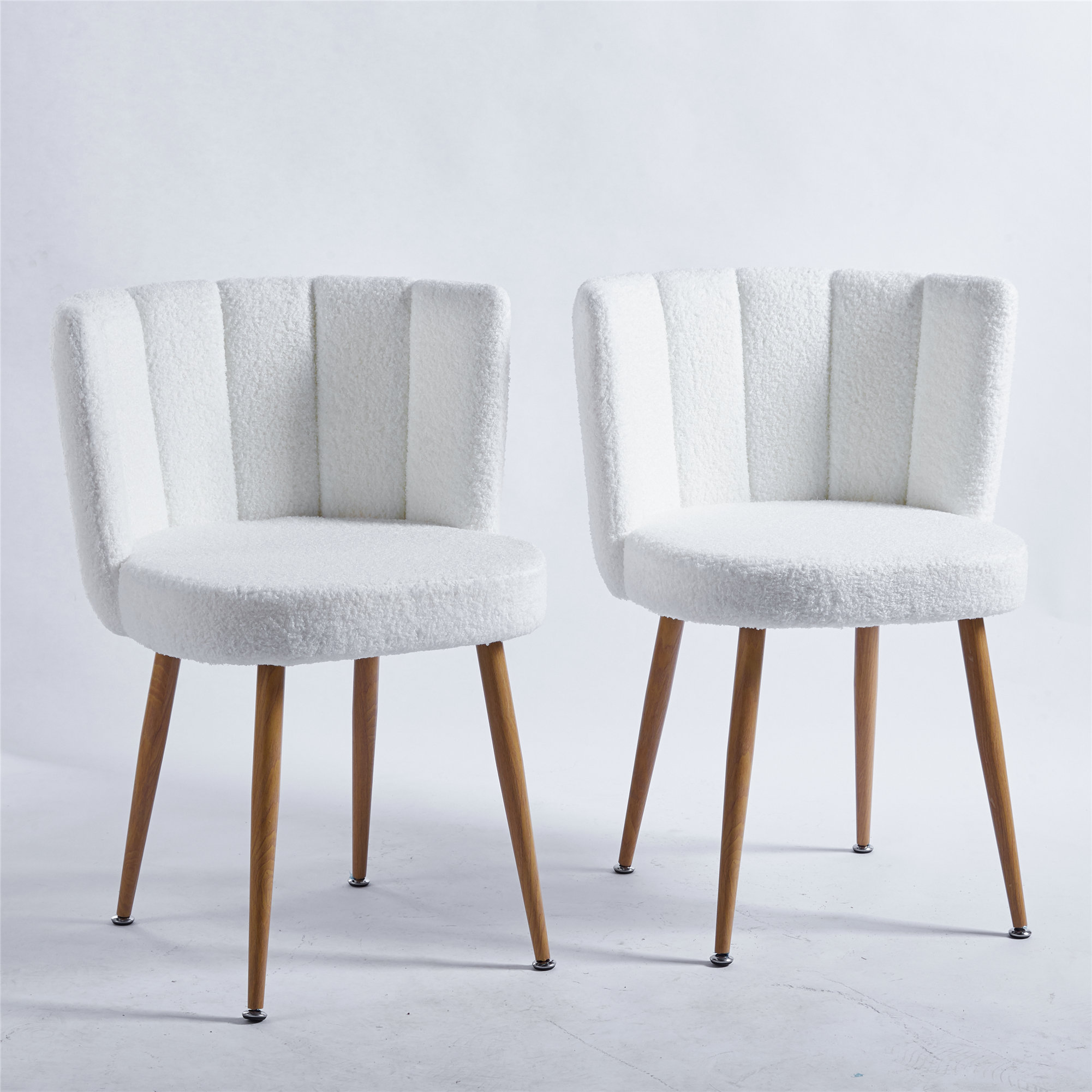 George Oliver Set of 2 Ergonomic Dining Chairs with Short Fur, Spacious ...