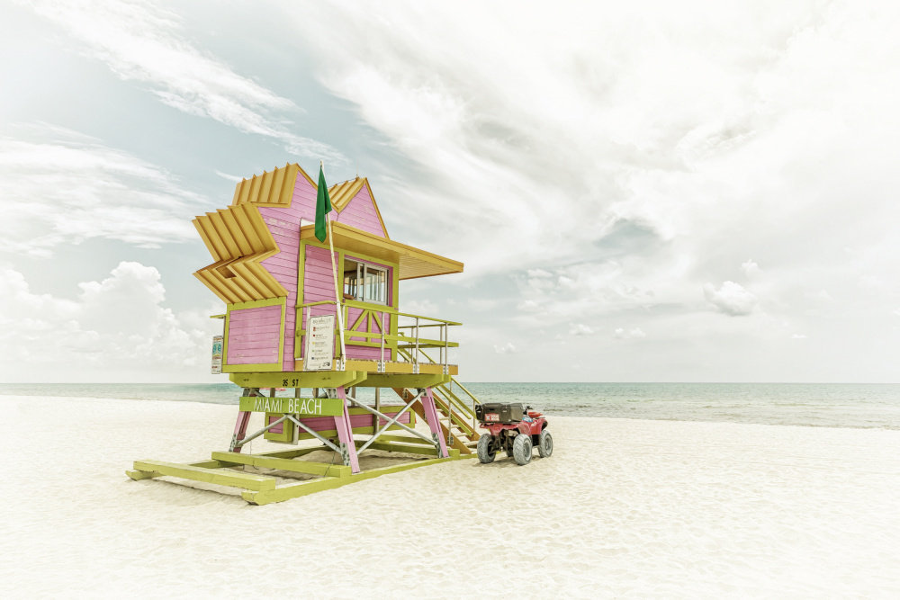 Beachcrest Home MIAMI BEACH Vintage Florida Flair | Wayfair.co.uk