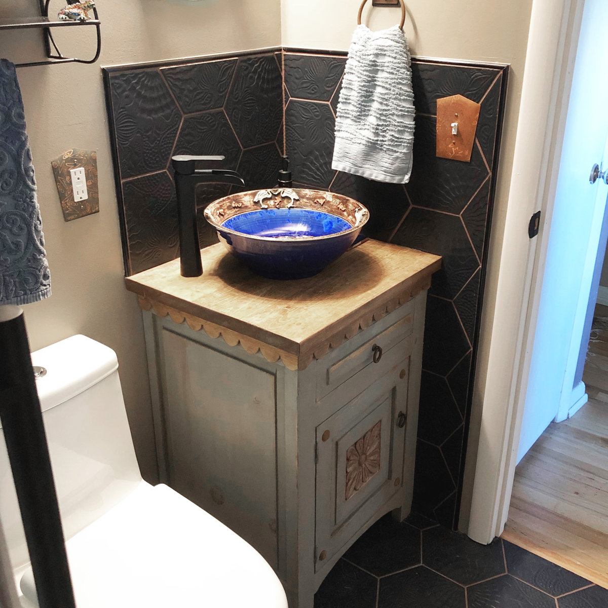 Merola Tile Gaudi Hex 9" x 10" Porcelain Patterned Wall & Floor Tile ...