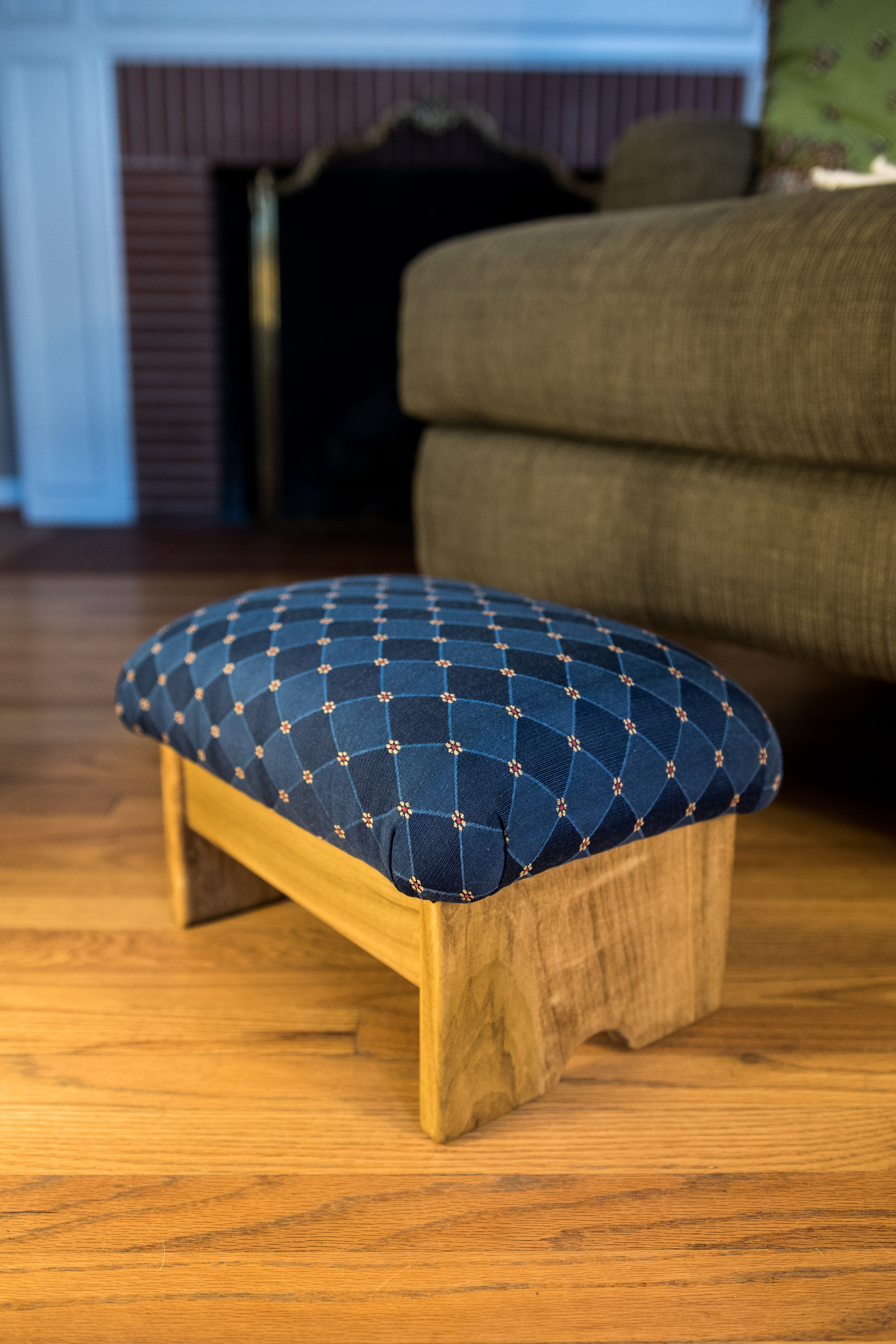 Loon Peak Padded Foot Stool, 7” Tall, Bohemian Rhapsody - Wayfair Canada