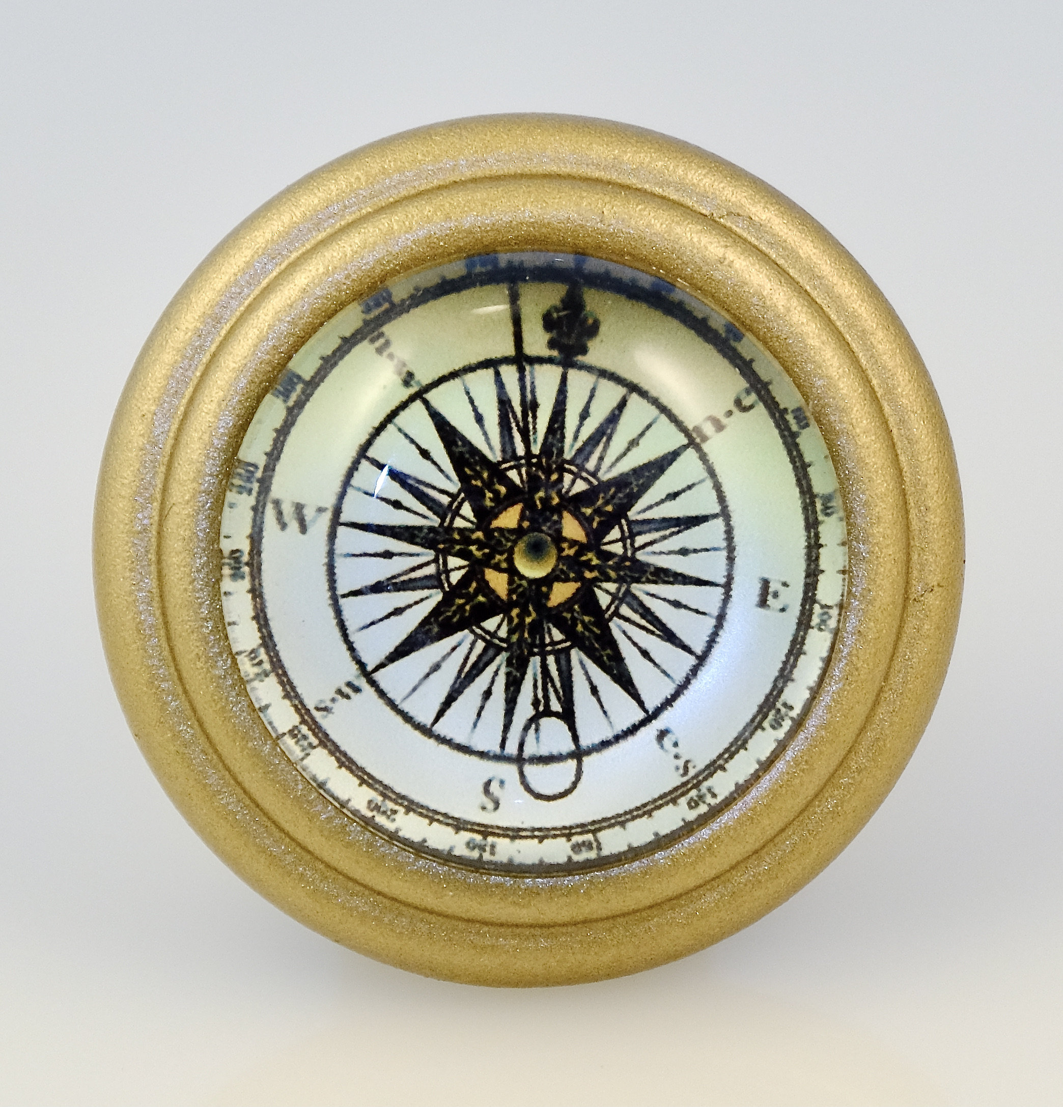 Charleston Knob Company Nautical Compass Knob in Brass (SET OF 4 ...