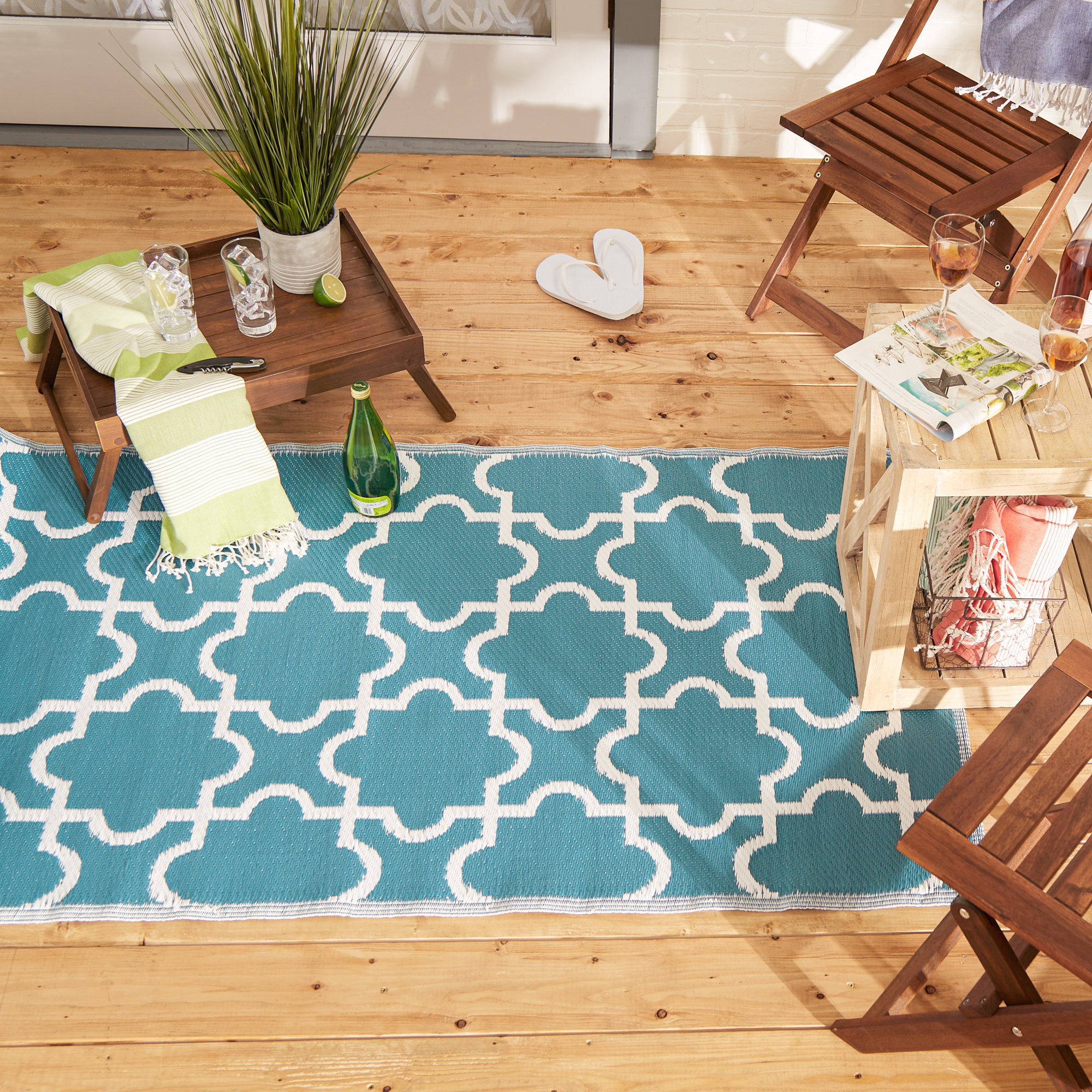 Winston Porter Thaddeus Storm Blue & White Lattice Outdoor Floor Runner ...