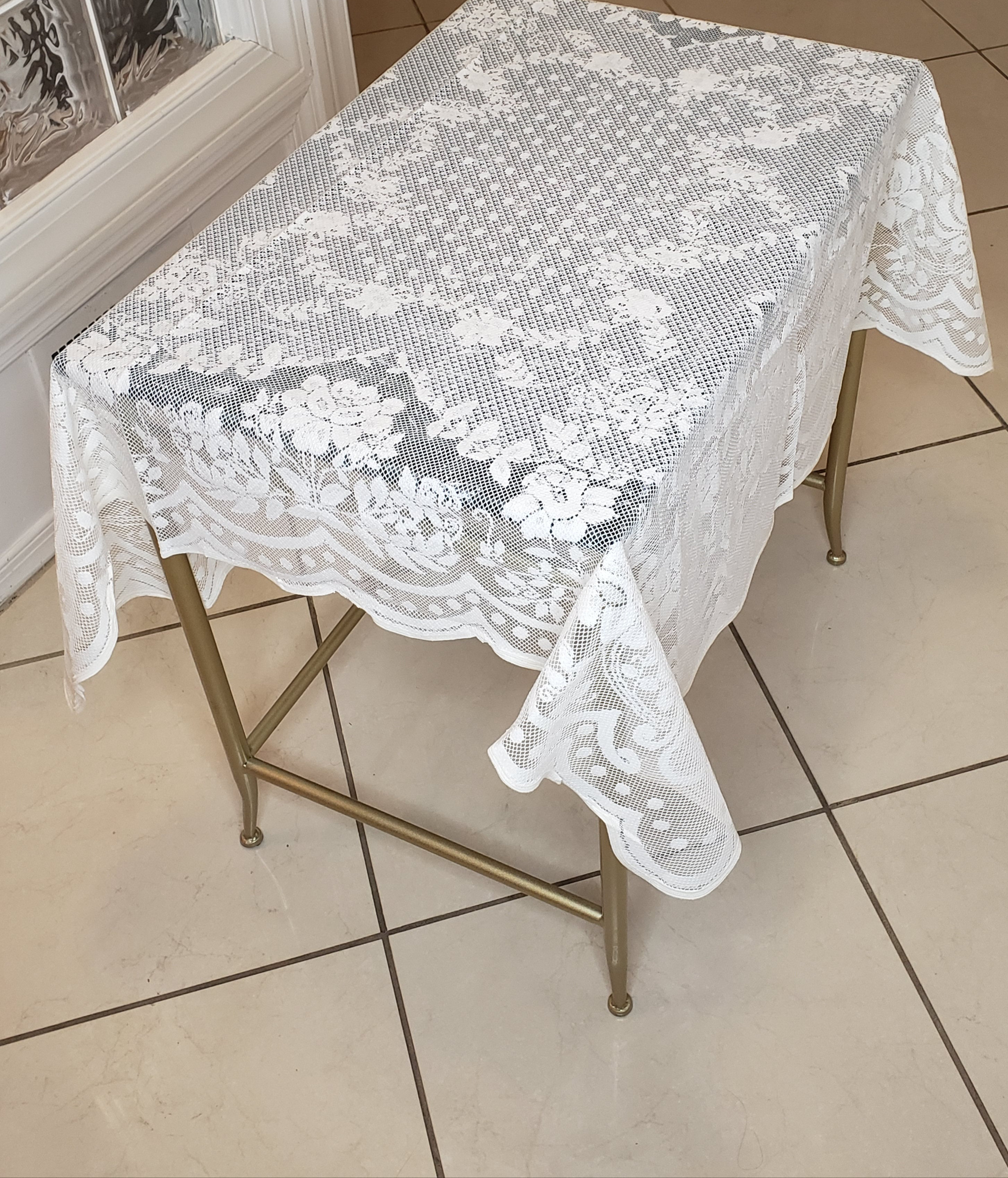 Winston Porter Gurlal Square Lace table topper -40 inch | Wayfair