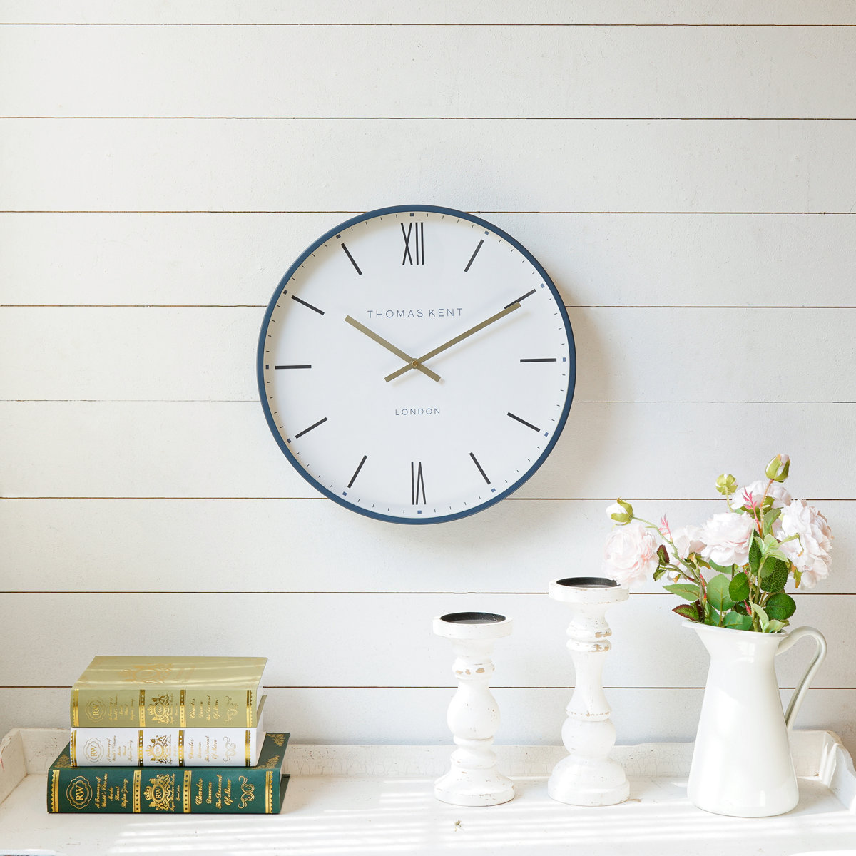 Mike & Melissa Modern Round Thomas Kent Luxury 15.75" Metal Wall Clock ...
