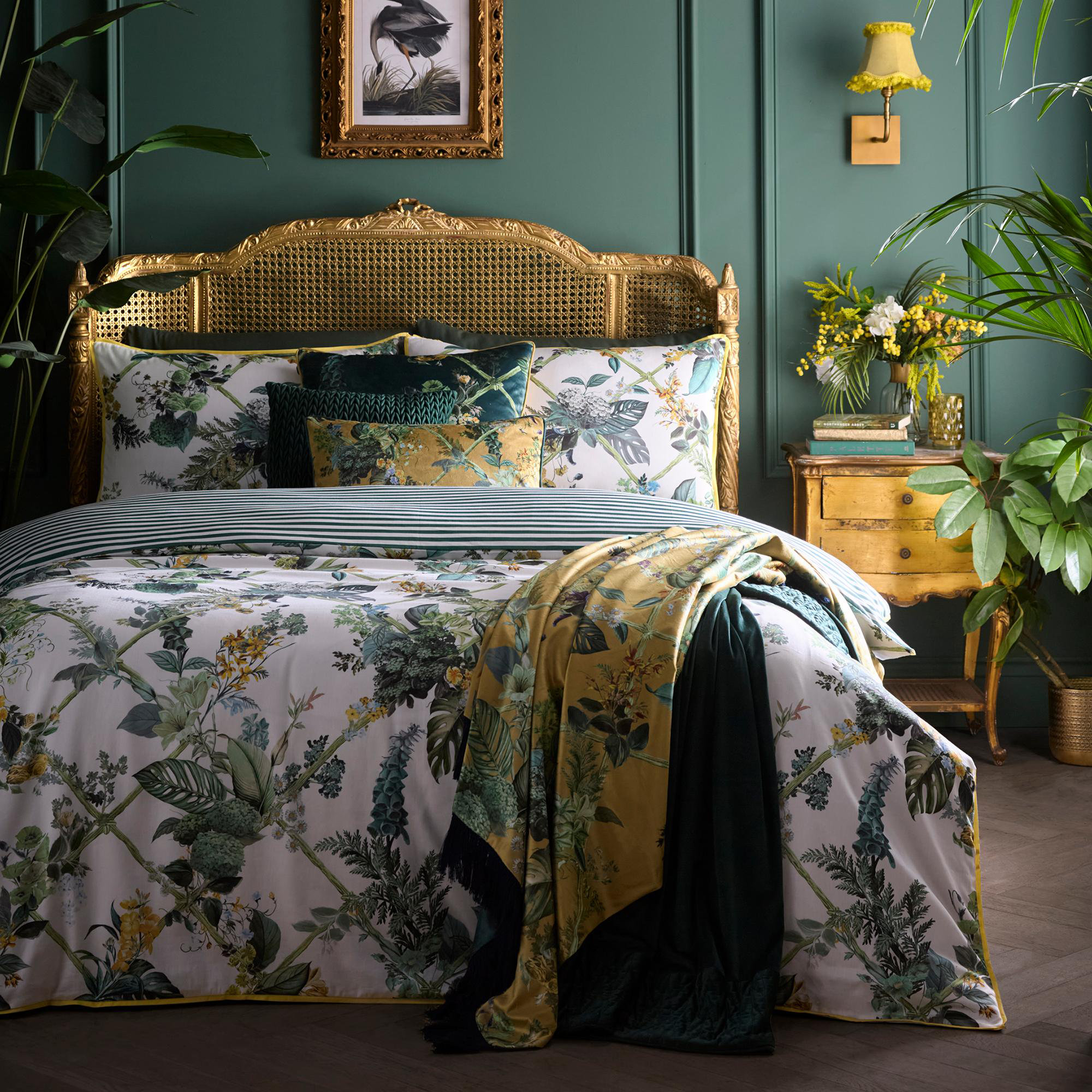 Laurence Llewelyn-Bowen Cotswold Fantasia Duvet Cover Set Green ...