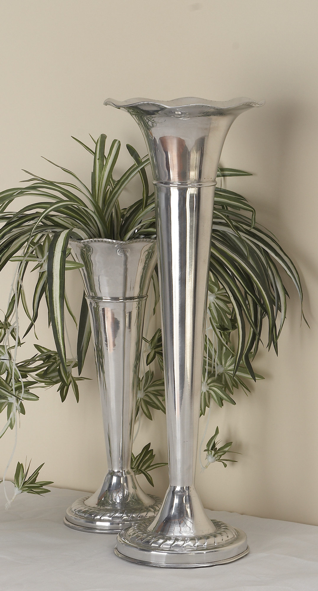 Novogratz Traditional Scalloped Table Vase | Wayfair