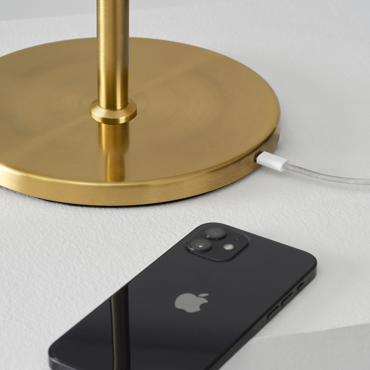 Brightech Sphere 20 in. Mid-Century Modern Integrated LED Desk Table ...