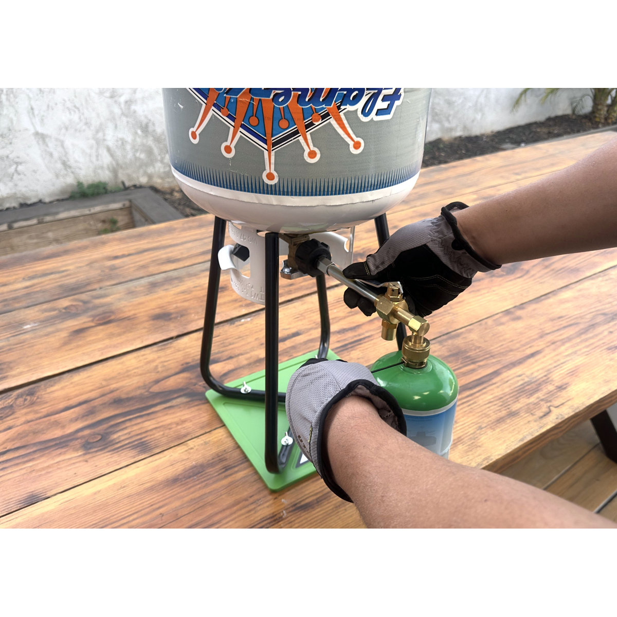 Flame King Eco Friendly Refillable 3 1lb Propane Tanks + Refill Kit ...