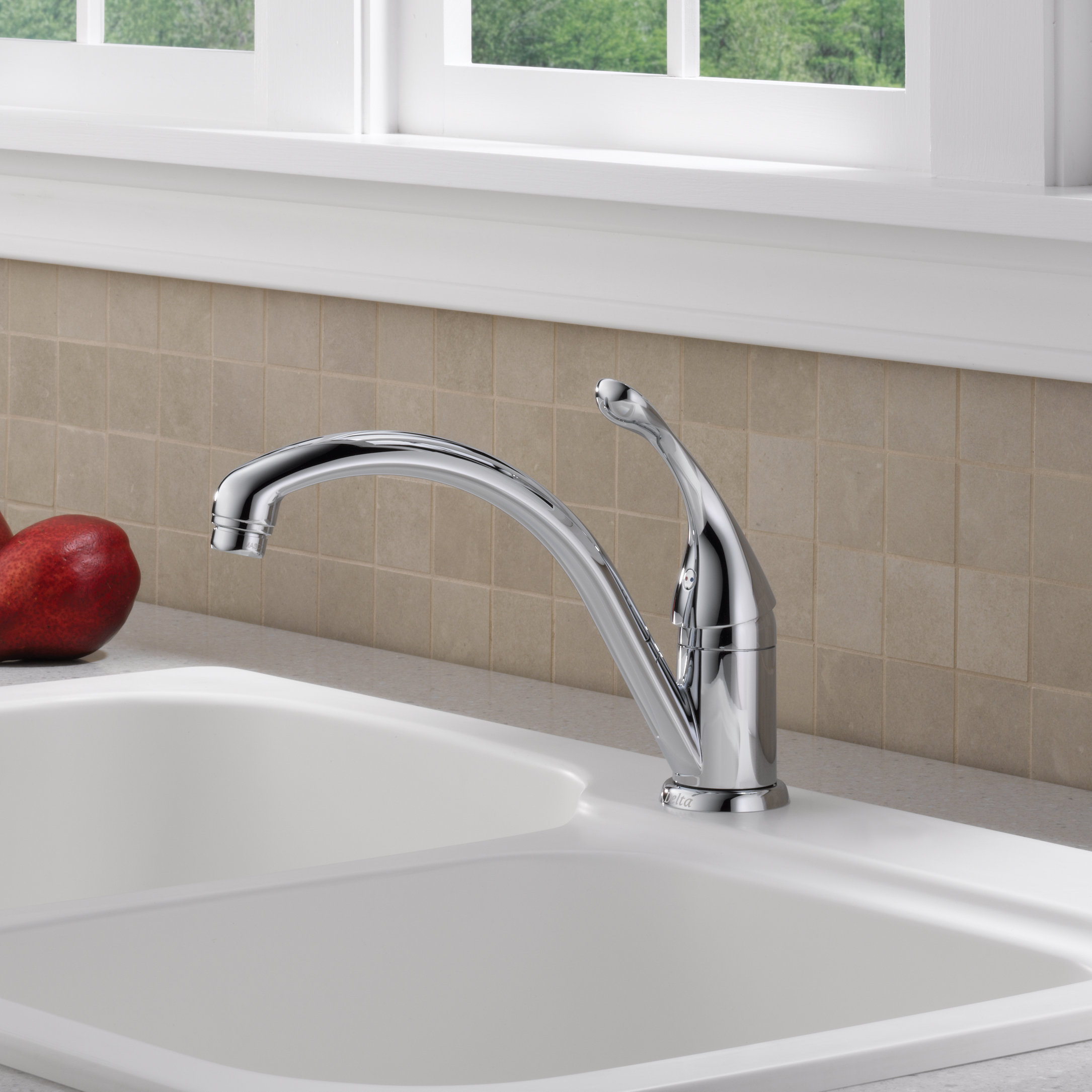 Delta Collins Single Handle Kitchen Faucet with Diamond Seal Technology ...