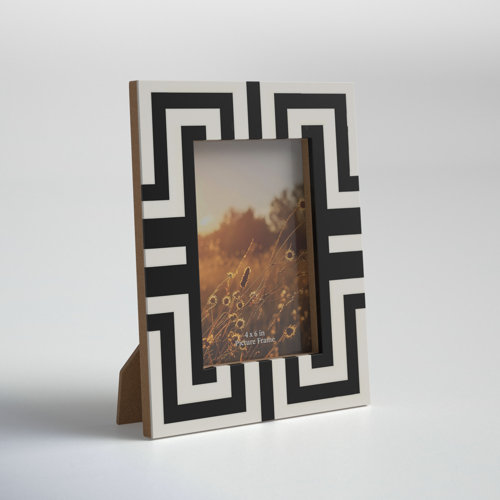 Traditional Picture Frames You'll Love | Wayfair