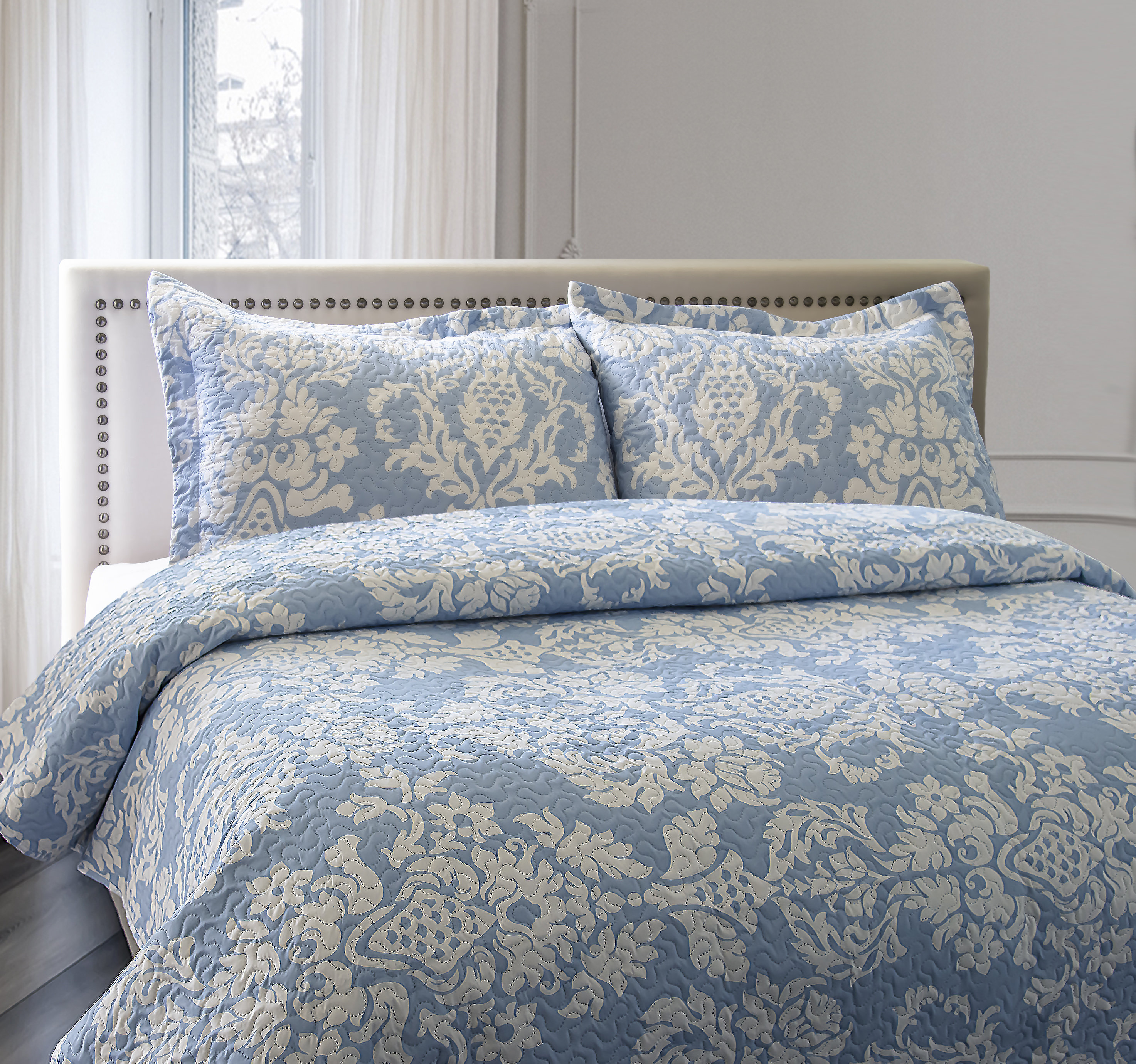 LCM Home Fashions Baby Blue Microfiber 3 Piece Quilt Set & Reviews ...